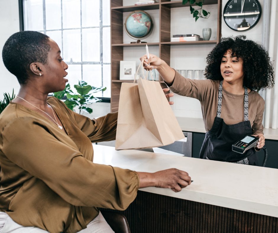 Customer Experience In Retail Guide: Strategies And The Future Of CX ...